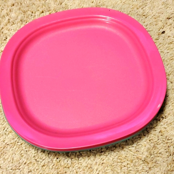 Tupperware | Dining | Tupperware Luncheon Plates | Poshmark